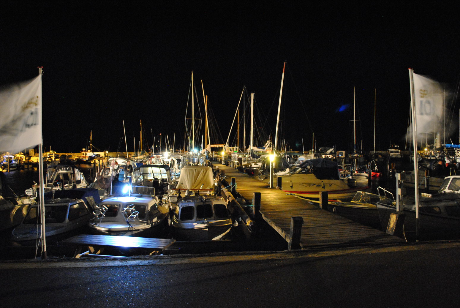 Aftenhygge på Havnen - Onsevighavn Aftenhygge på Havnen - Onsevighavn